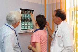 Operatiile minim invazive pe coloana | avantaje.ro