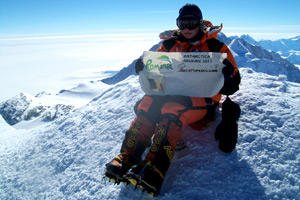 Crina COCO Popescu este prima alpinista din lume care incheie circuitul ...